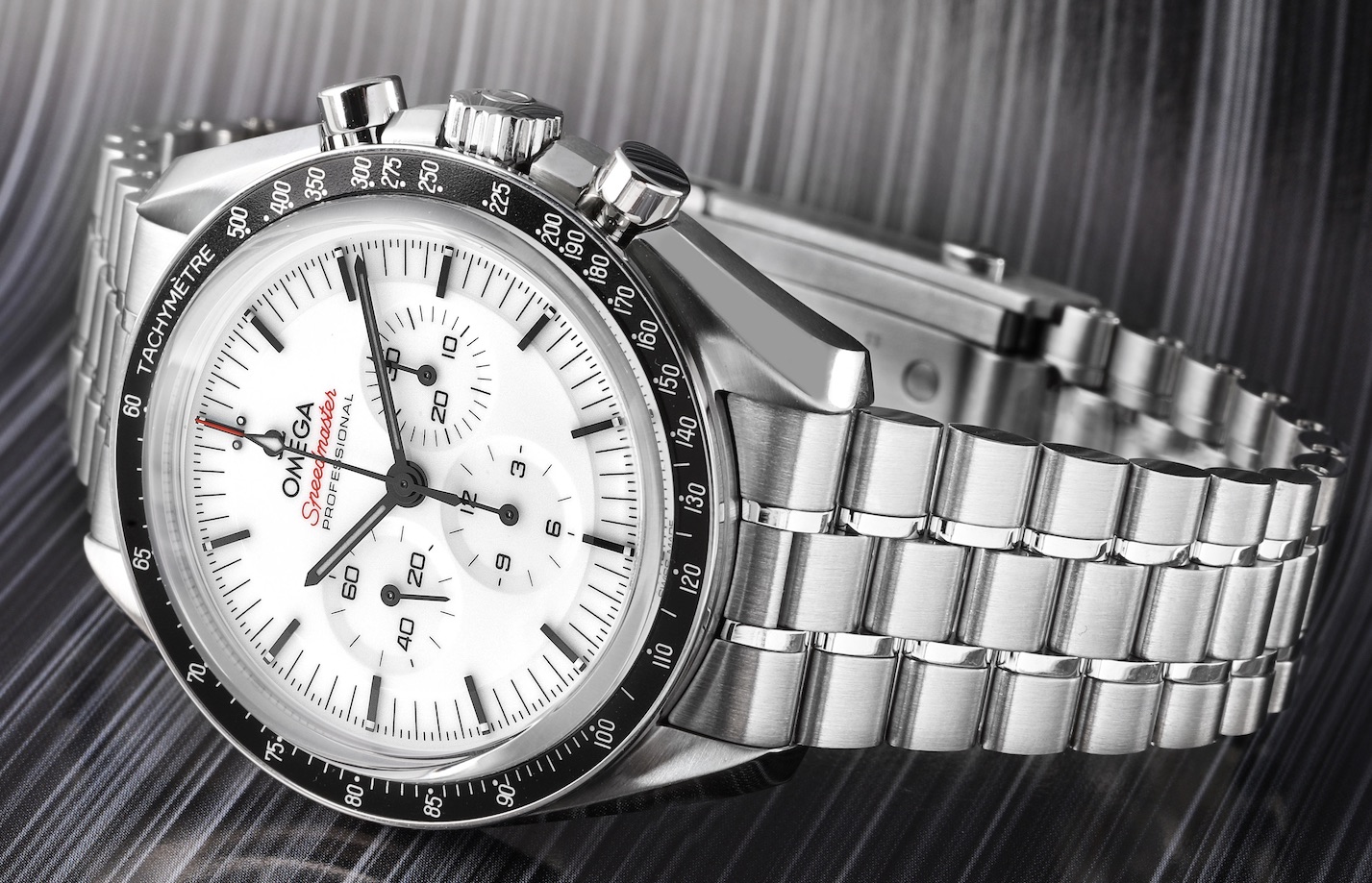2025 High Quality UK Super Clone Omega Speedmaster Moonwatches White ...